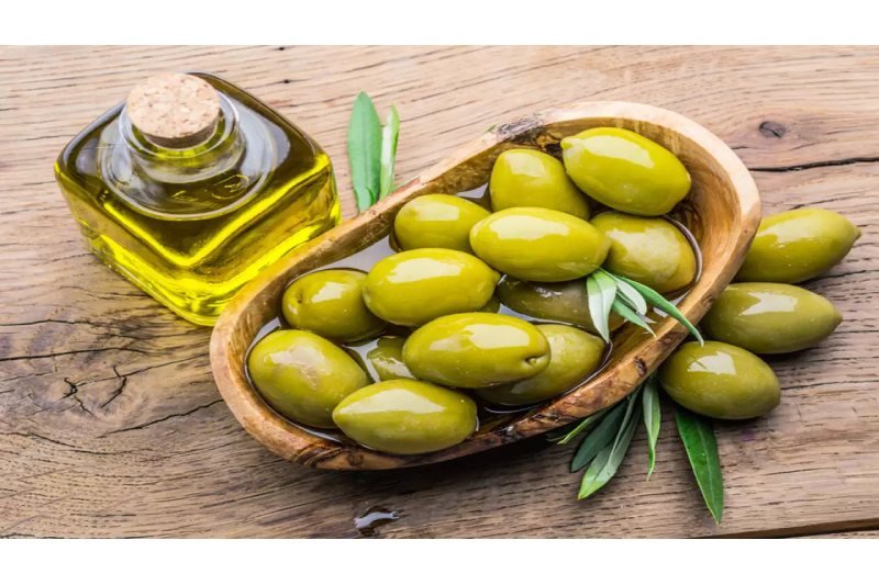 5 Reasons To Eat Olive Fruits For Eye Health And Weight Loss
